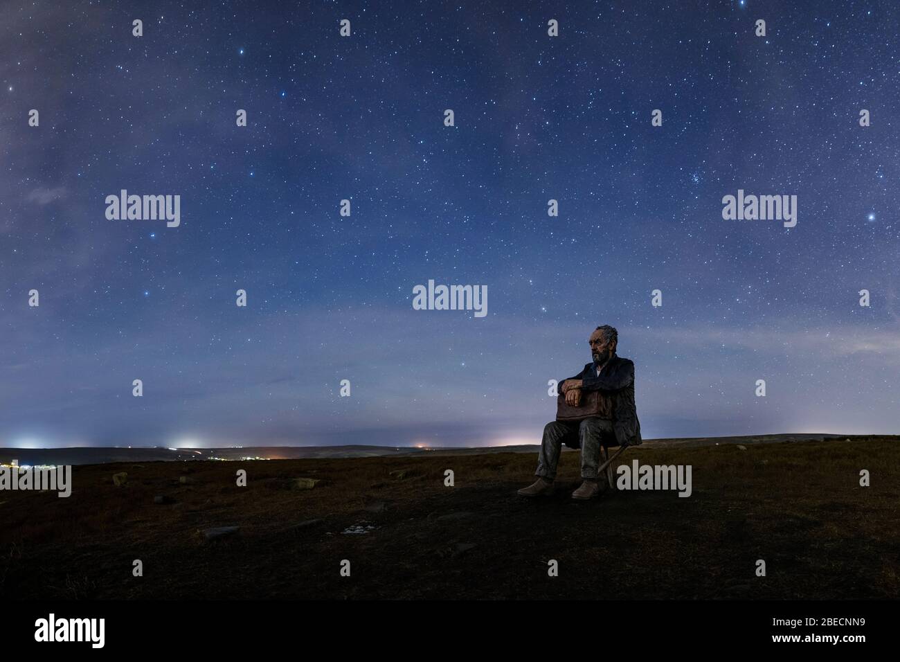 Giant Sitting man sculpture, North York Moors Stock Photo - Alamy