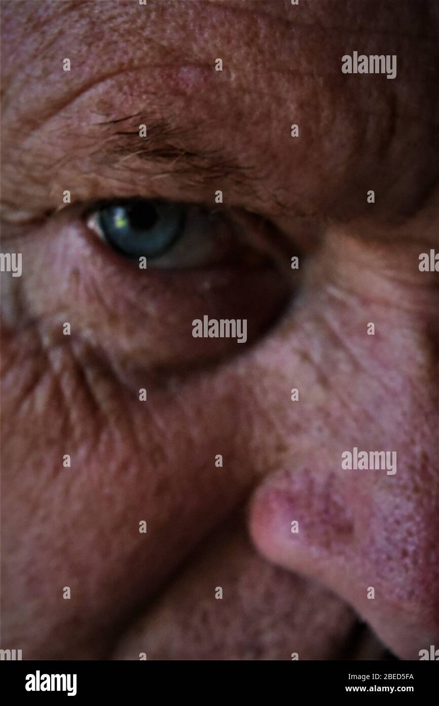 Human eye male close hi-res stock photography and images - Alamy
