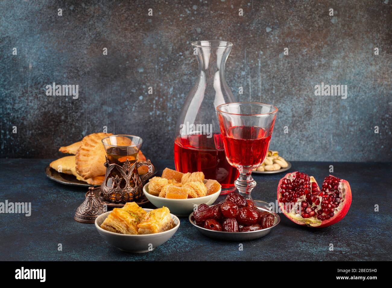 Ramadan iftar hi-res stock photography and images - Alamy
