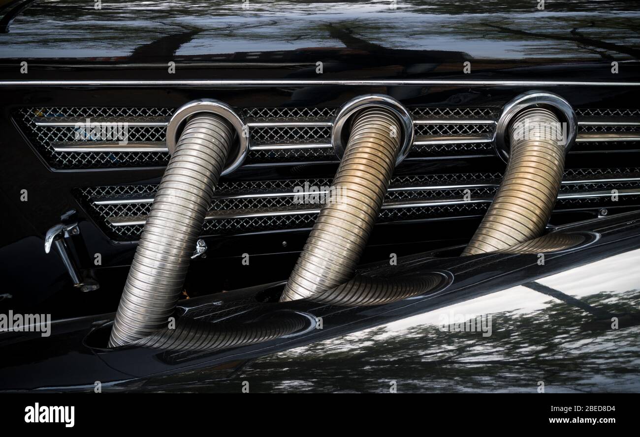 Chrome pipes vintage car hi-res stock photography and images - Alamy