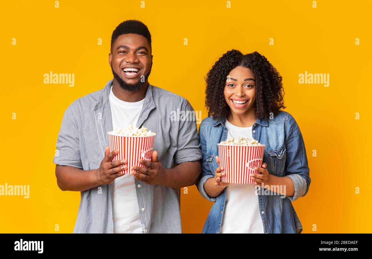 Empty popcorn bucket hi-res stock photography and images - Alamy