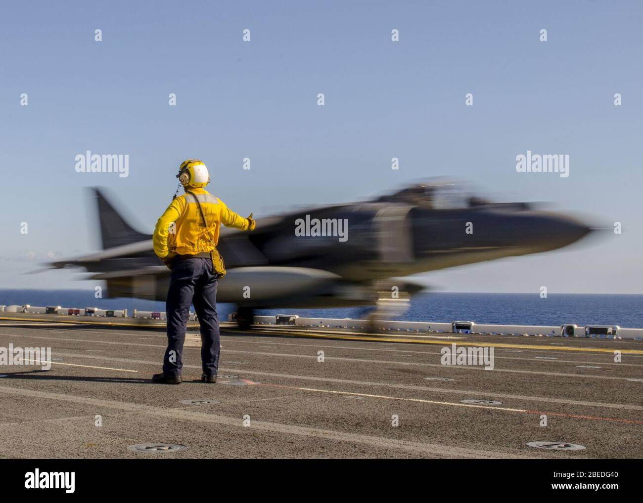 Harrier operations hi-res stock photography and images - Alamy