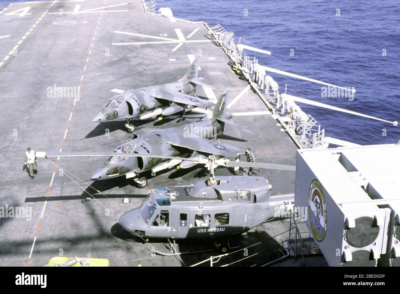 Harriers archive hi-res stock photography and images - Alamy