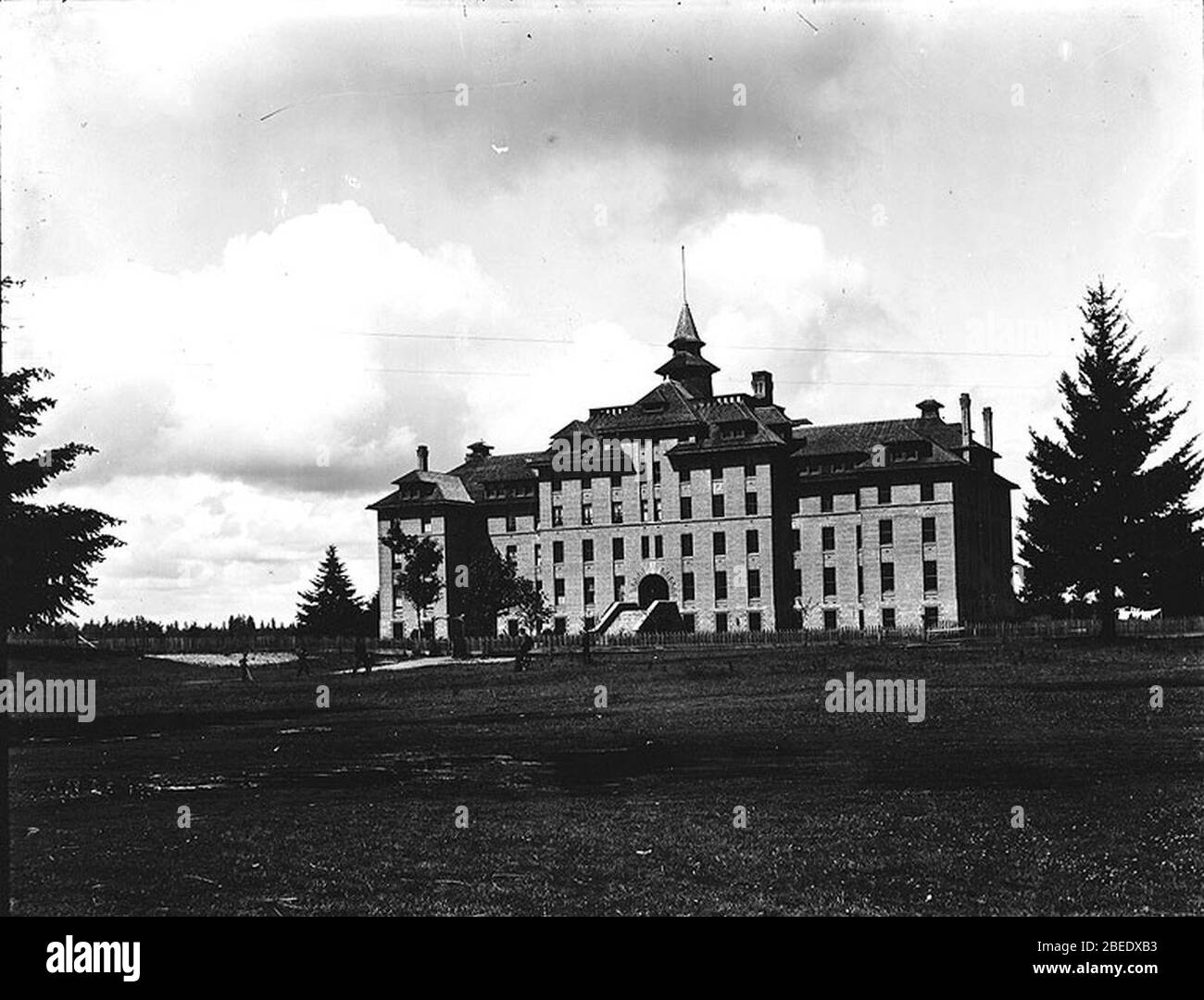 Pacific lutheran university hi-res stock photography and images - Alamy