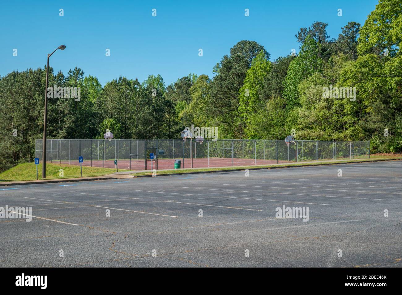 Public basketball courts hi-res stock photography and images - Alamy