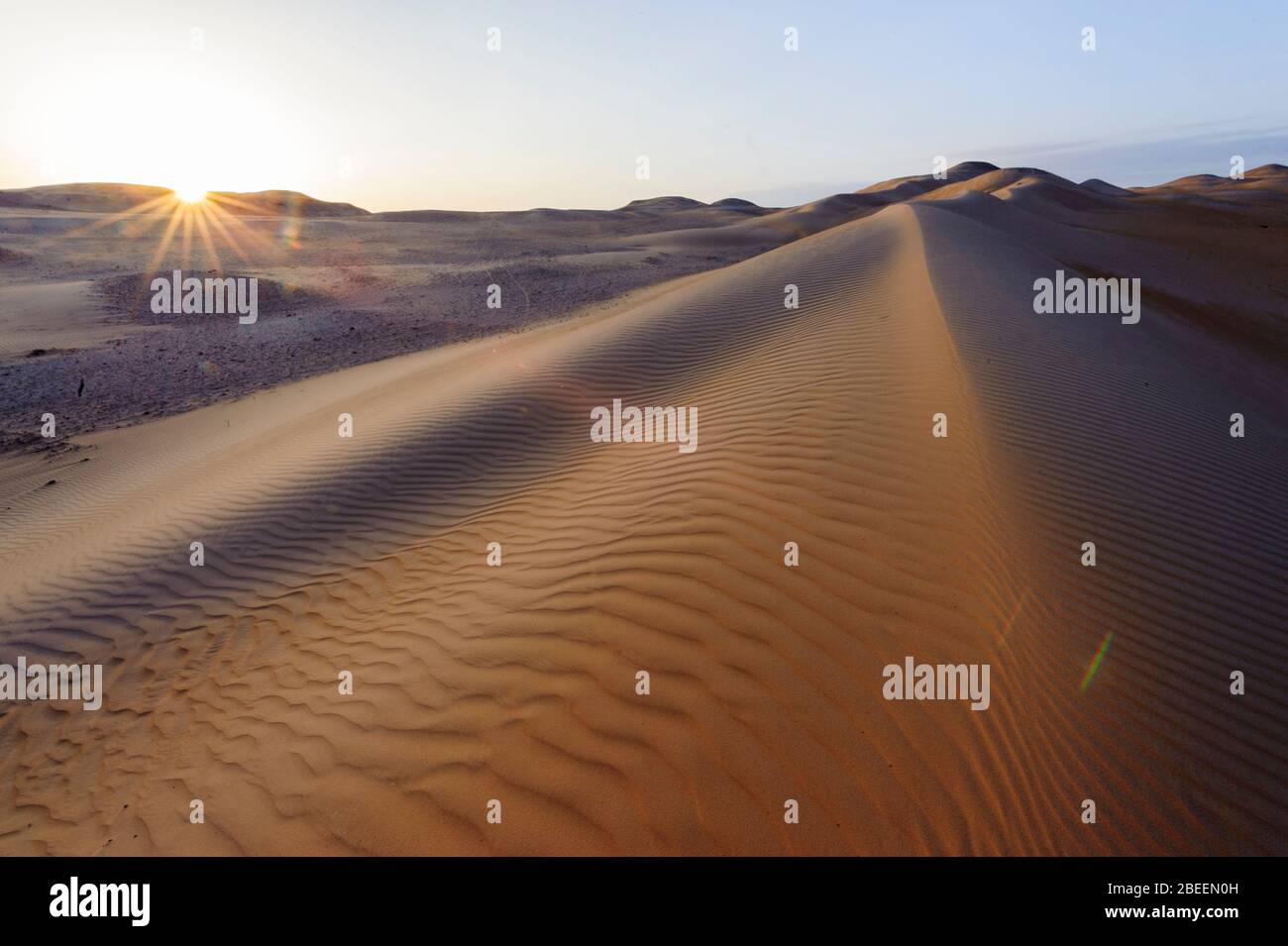 Saudi desert sunset hi-res stock photography and images - Alamy