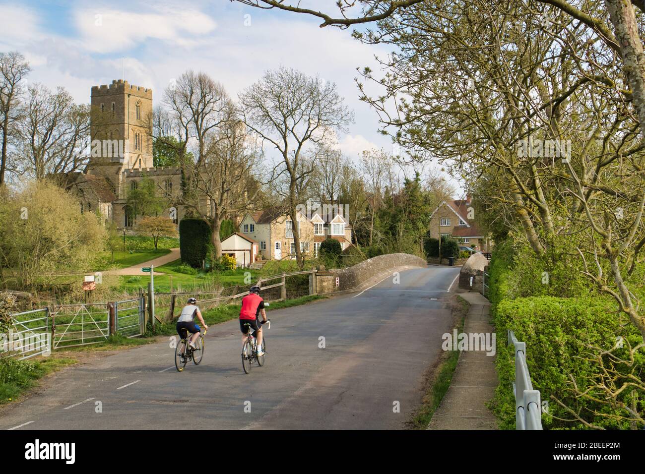 Uk cyclists scenery hi-res stock photography and images - Alamy