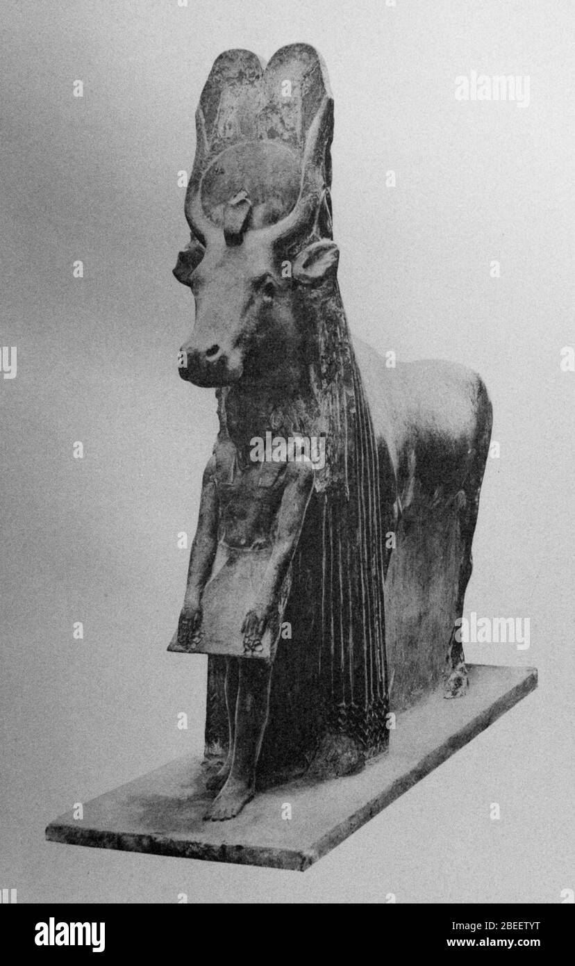 Hathor cow hi-res stock photography and images - Alamy