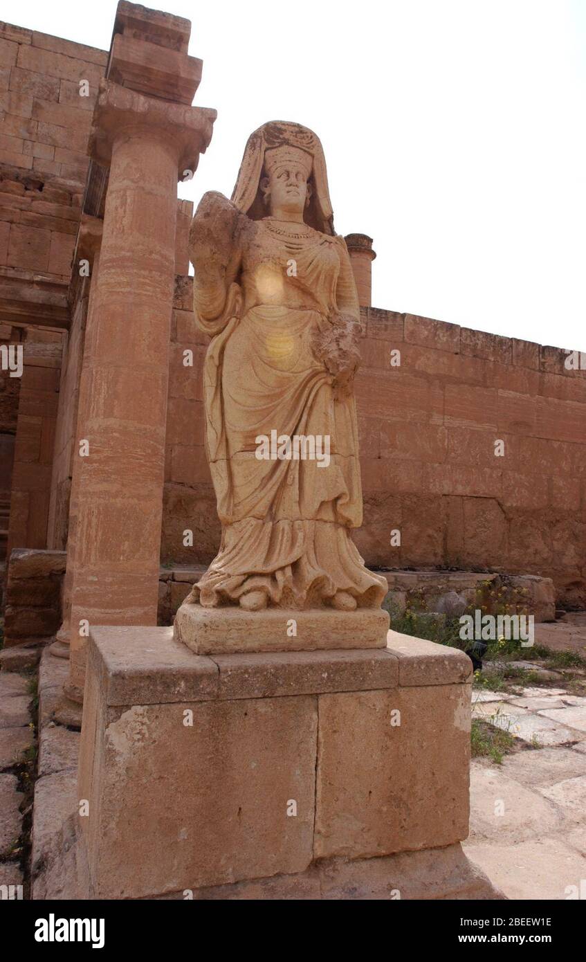 Hatra hi-res stock photography and images - Alamy