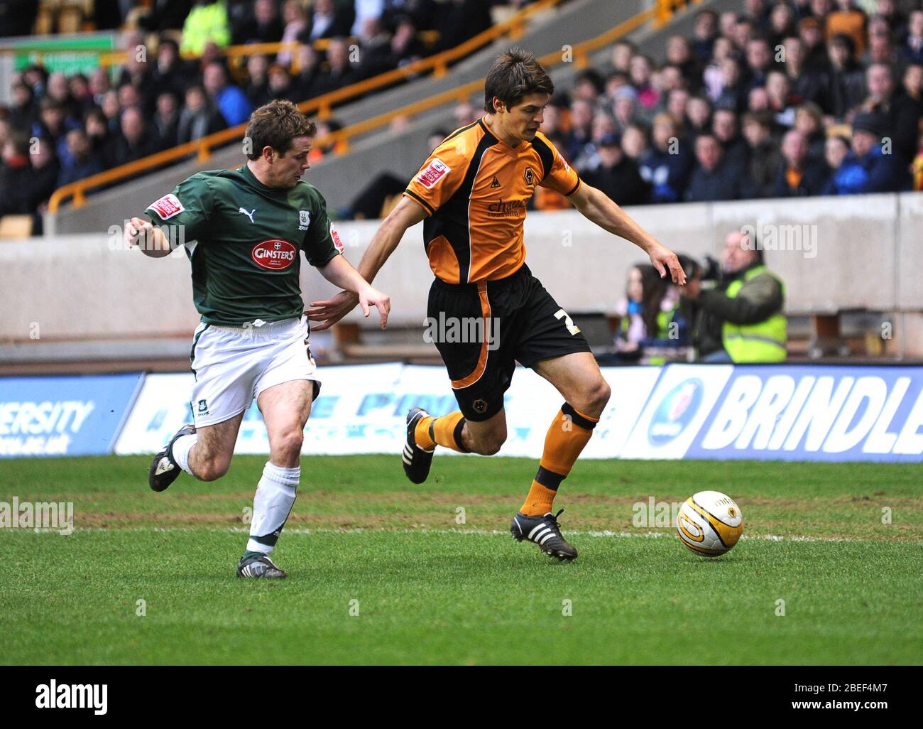 George friend football hi-res stock photography and images - Alamy