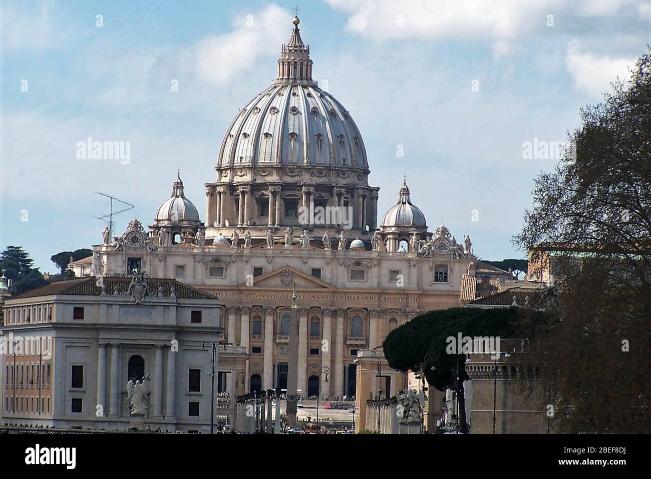 Basilique saint pierre rome hi-res stock photography and images - Alamy
