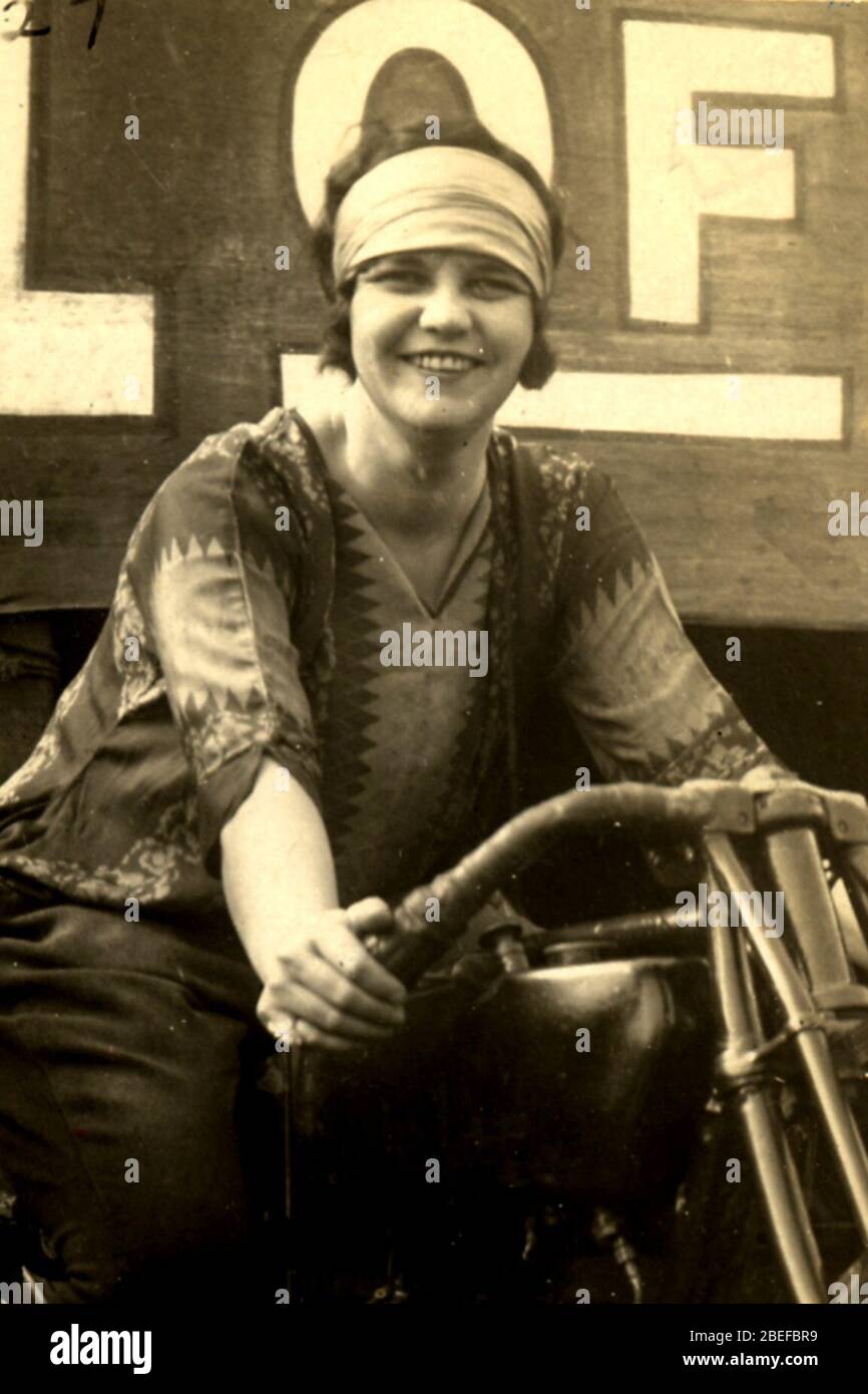 Hazel Wall of Death 1927 1 Stock Photo - Alamy