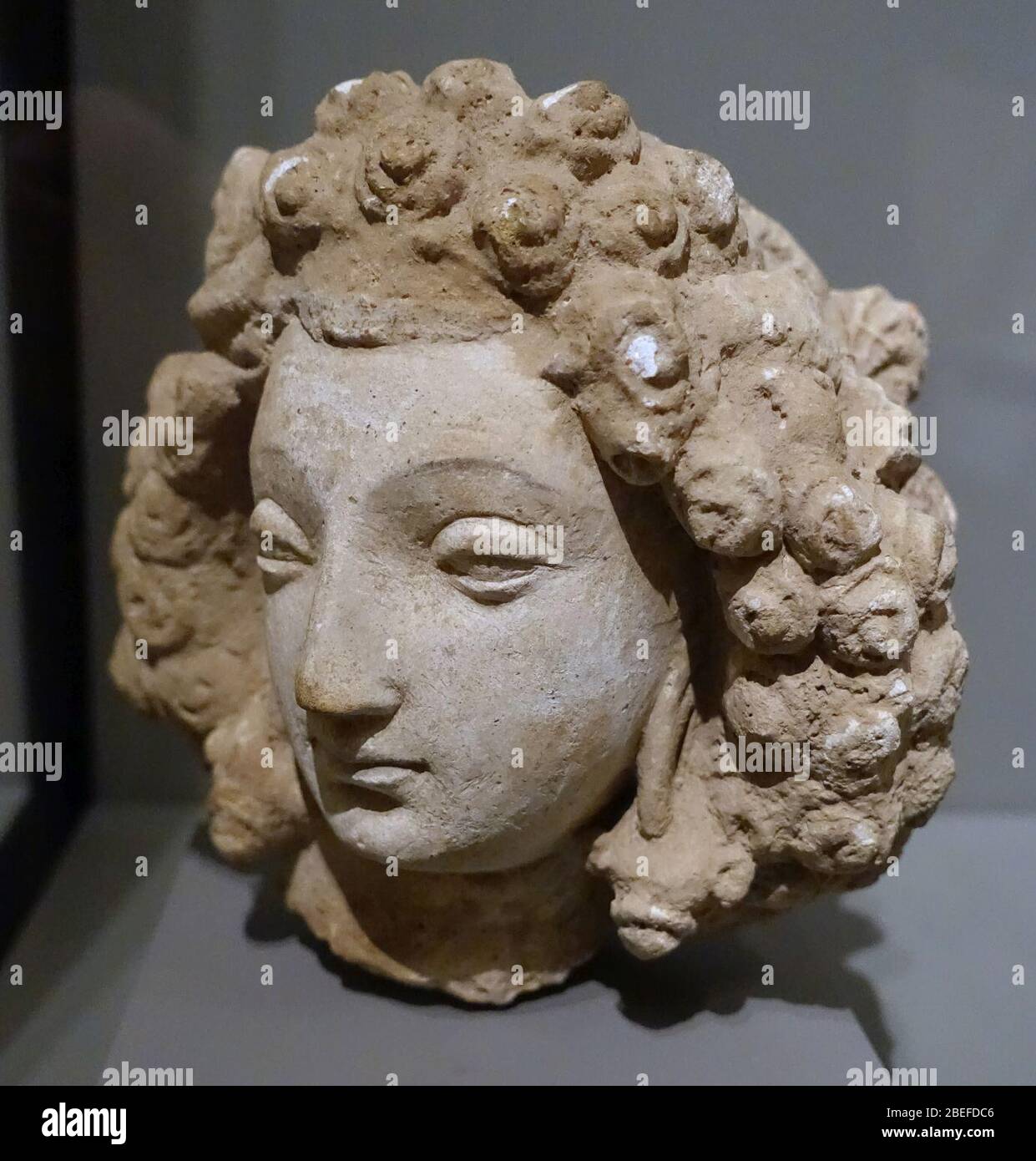 Head of a woman, Hadda, Eastern Afghanistan, Greco-Buddhist period, 4th ...