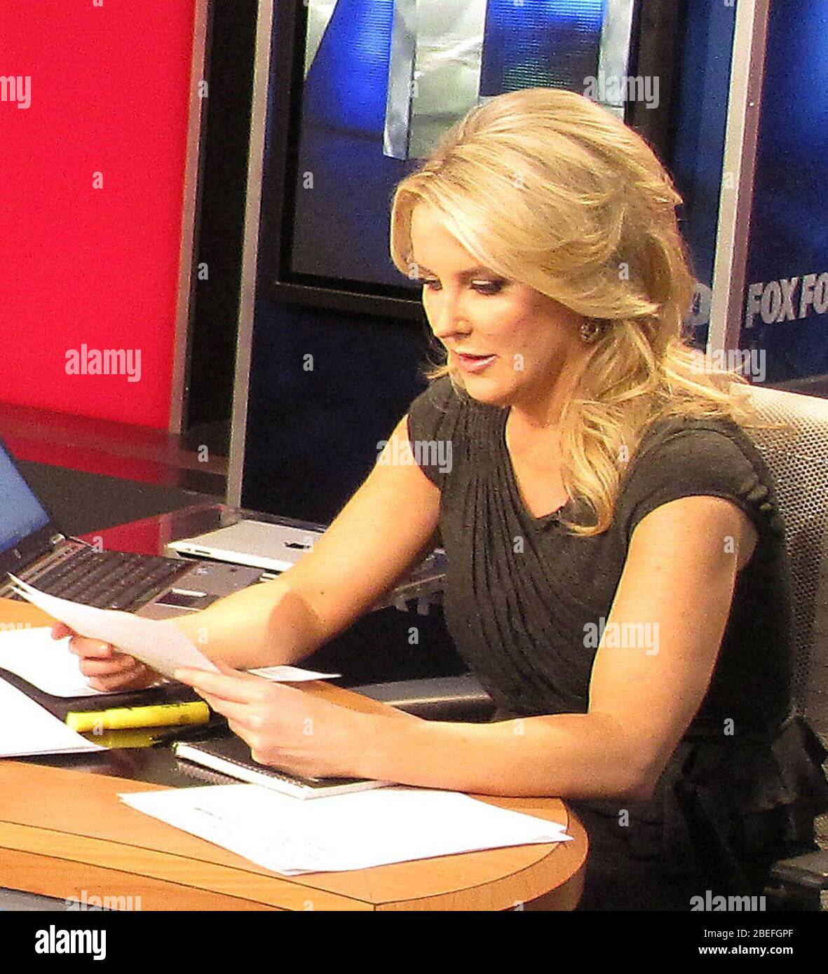 Morning live hi-res stock photography and images - Alamy