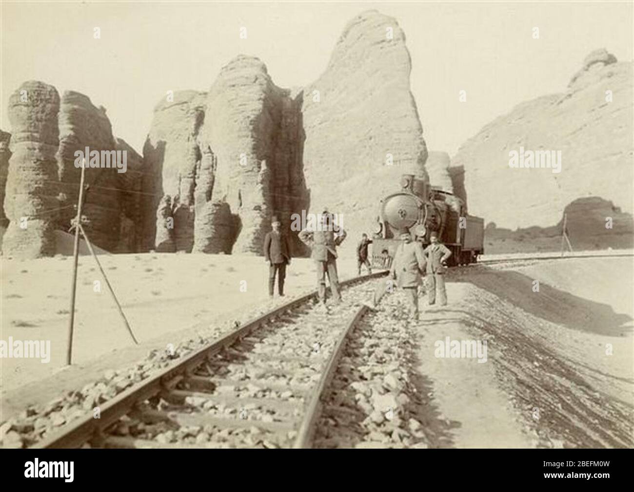 Hedjaz Railway - a steam locomotive in the desert Stock Photo - Alamy