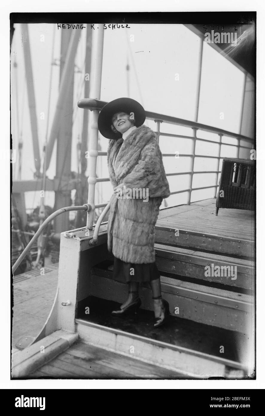 Hedwig Cut Out Stock Images & Pictures - Alamy