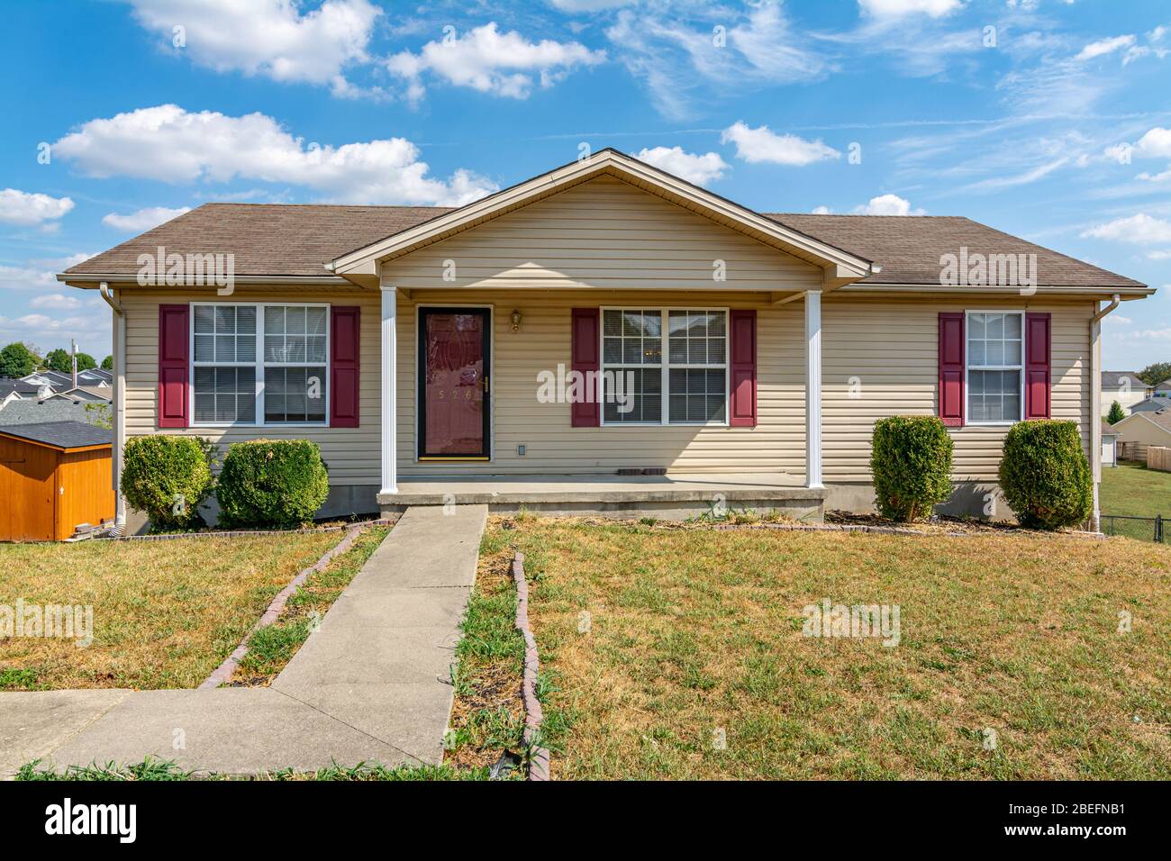 Modest architecture hi-res stock photography and images - Alamy