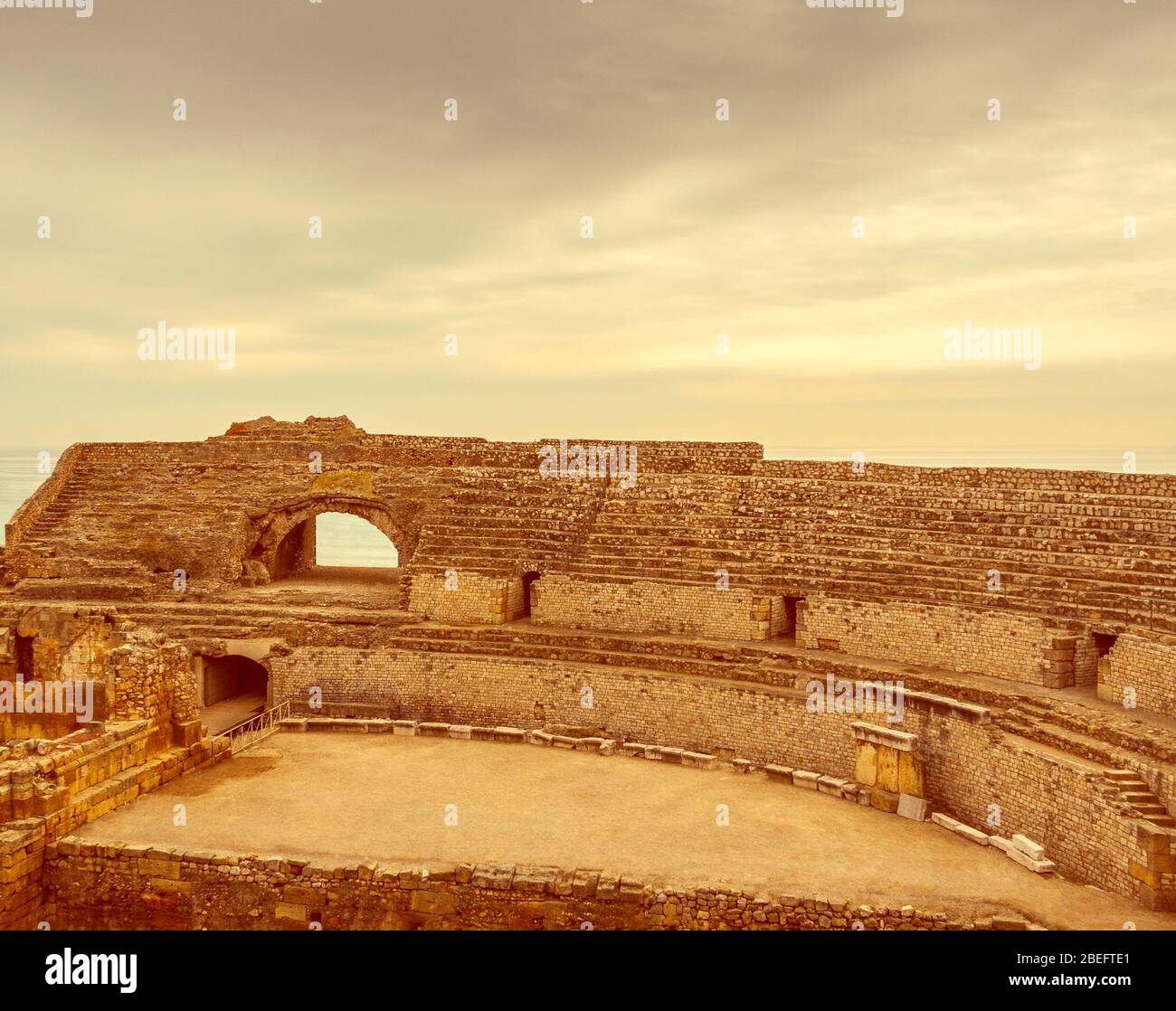 Roman amphitheatre by the sea, Tarragona, Catalonia, Spain Stock Photo ...