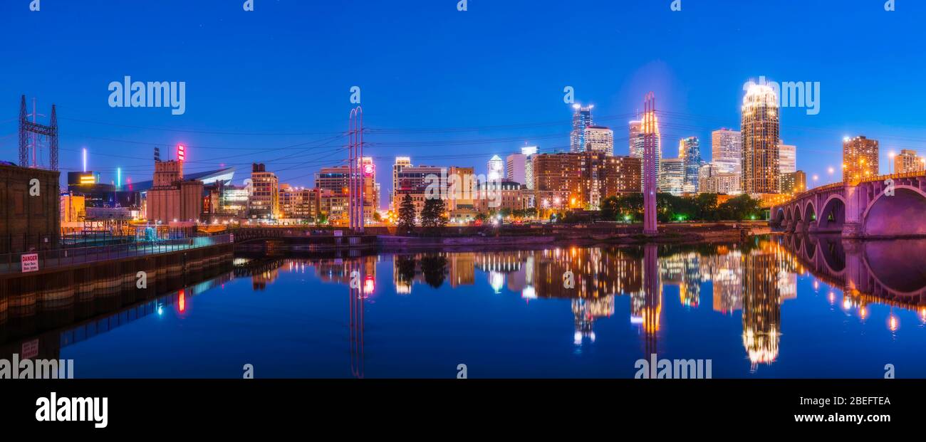 Minneapolis Skyline At Night