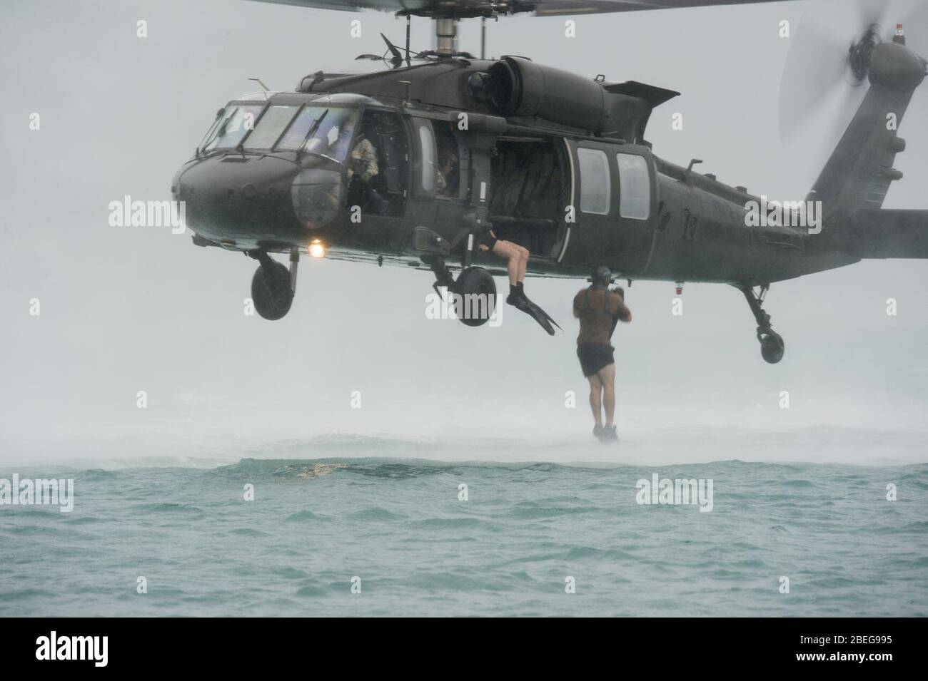 Helicopter dive hi-res stock photography and images - Alamy