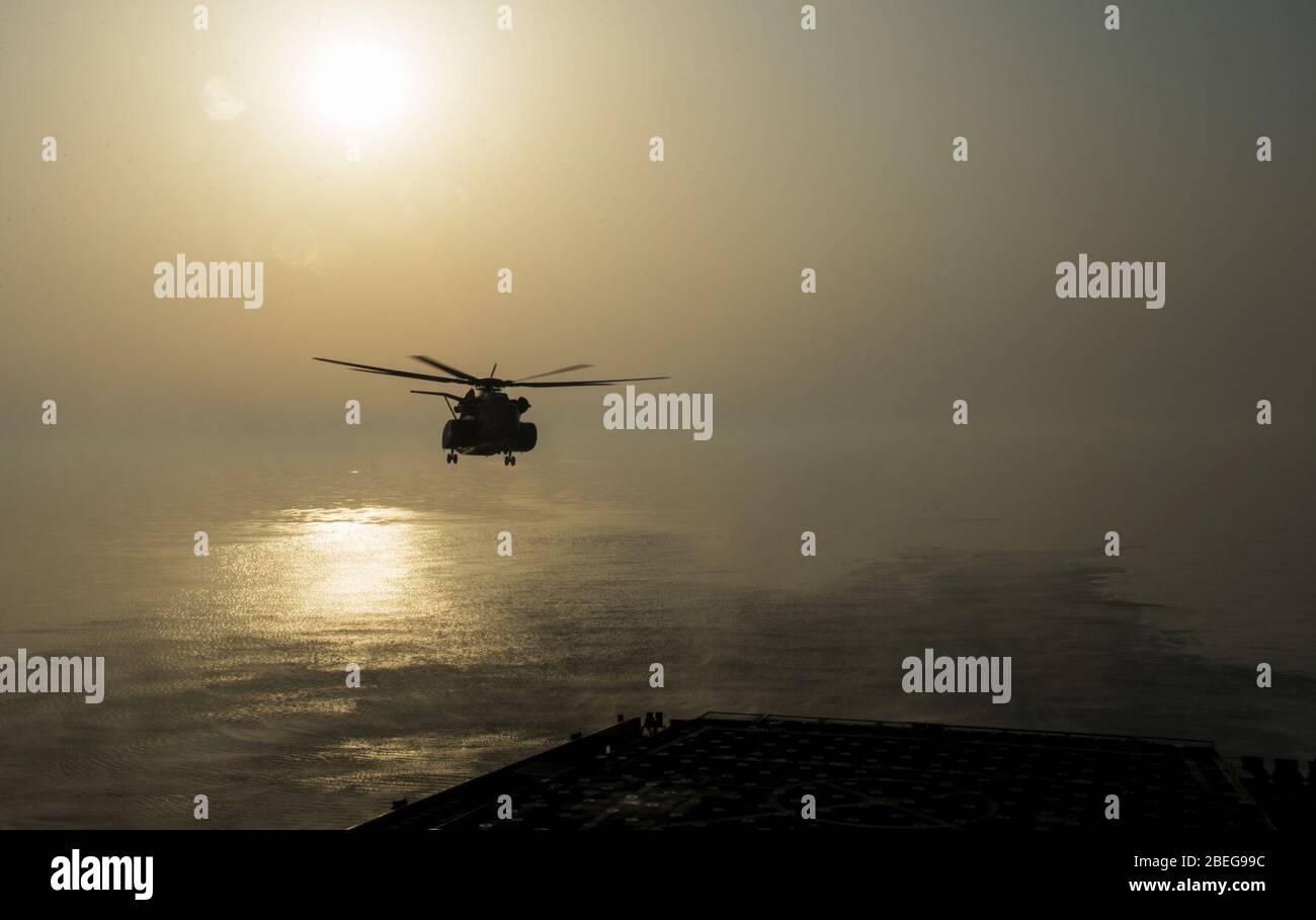 Helicopter Mine Countermeasures Squadron (HM) 15 140706 Stock Photo - Alamy
