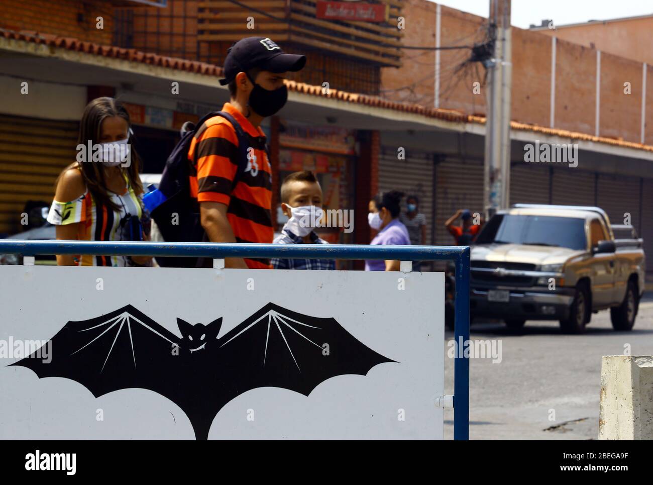 Bat emblem hi-res stock photography and images - Alamy