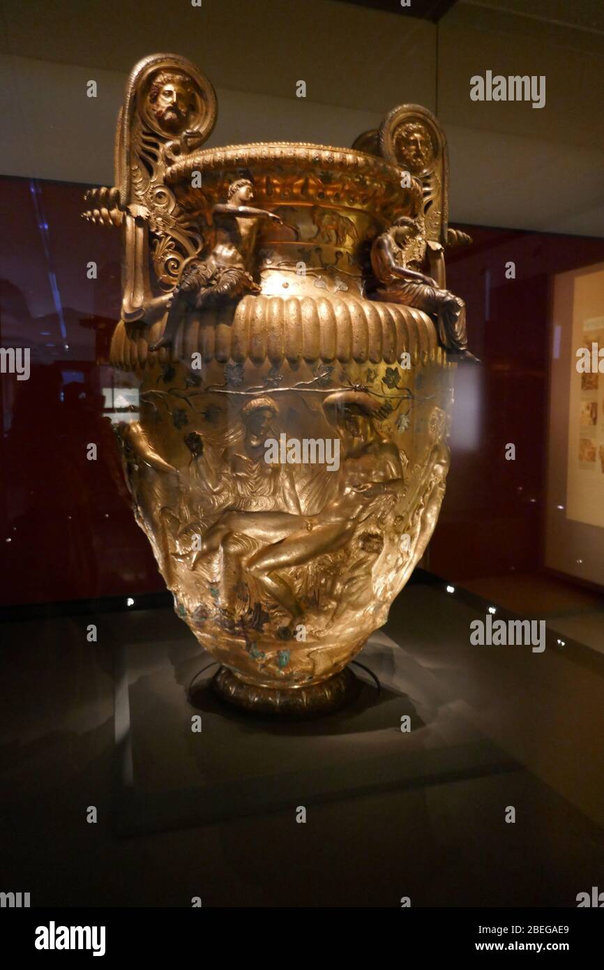 Alexander the great acropolis museum hi-res stock photography and ...