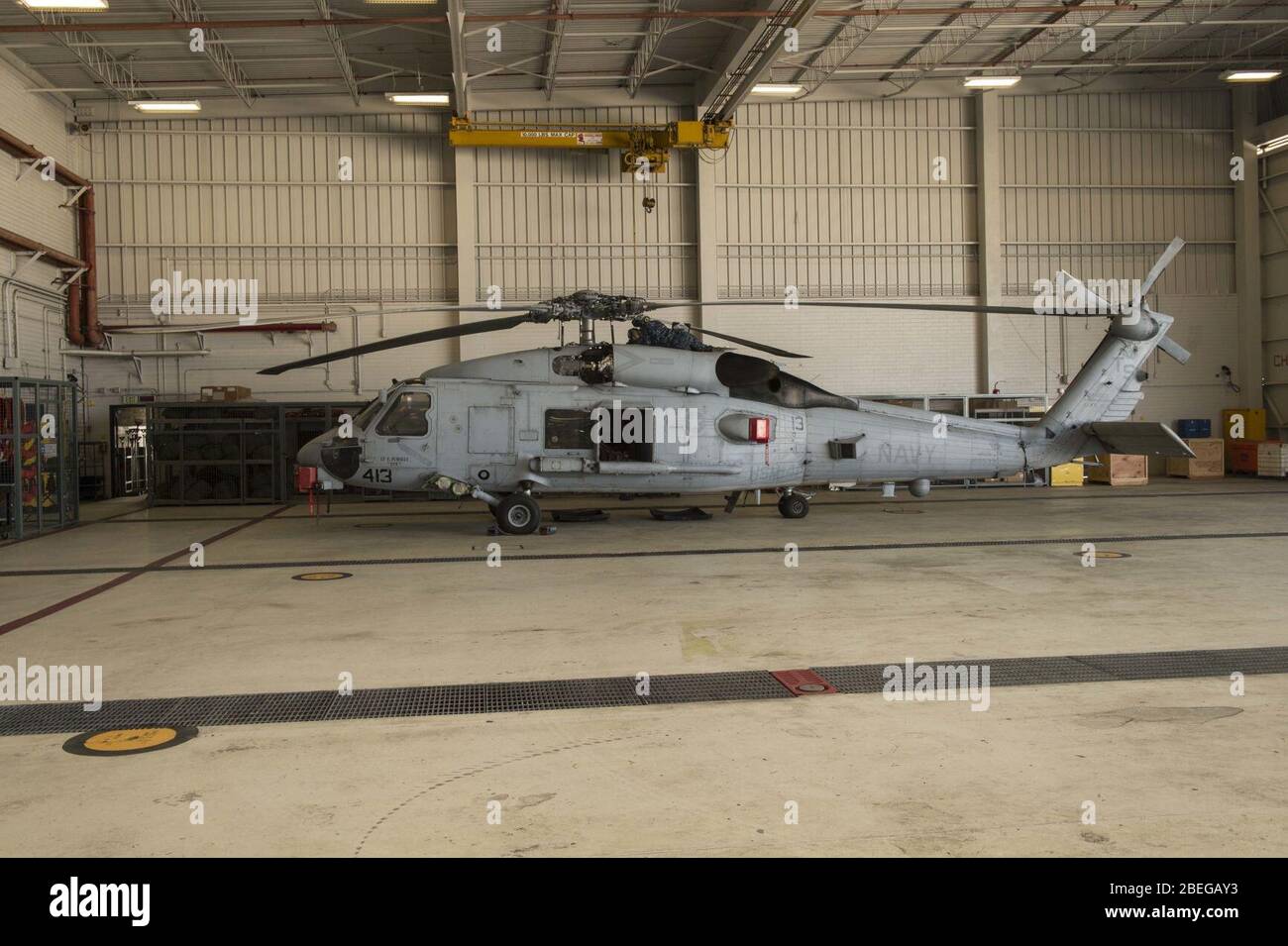 Helo maintenance hi-res stock photography and images - Alamy