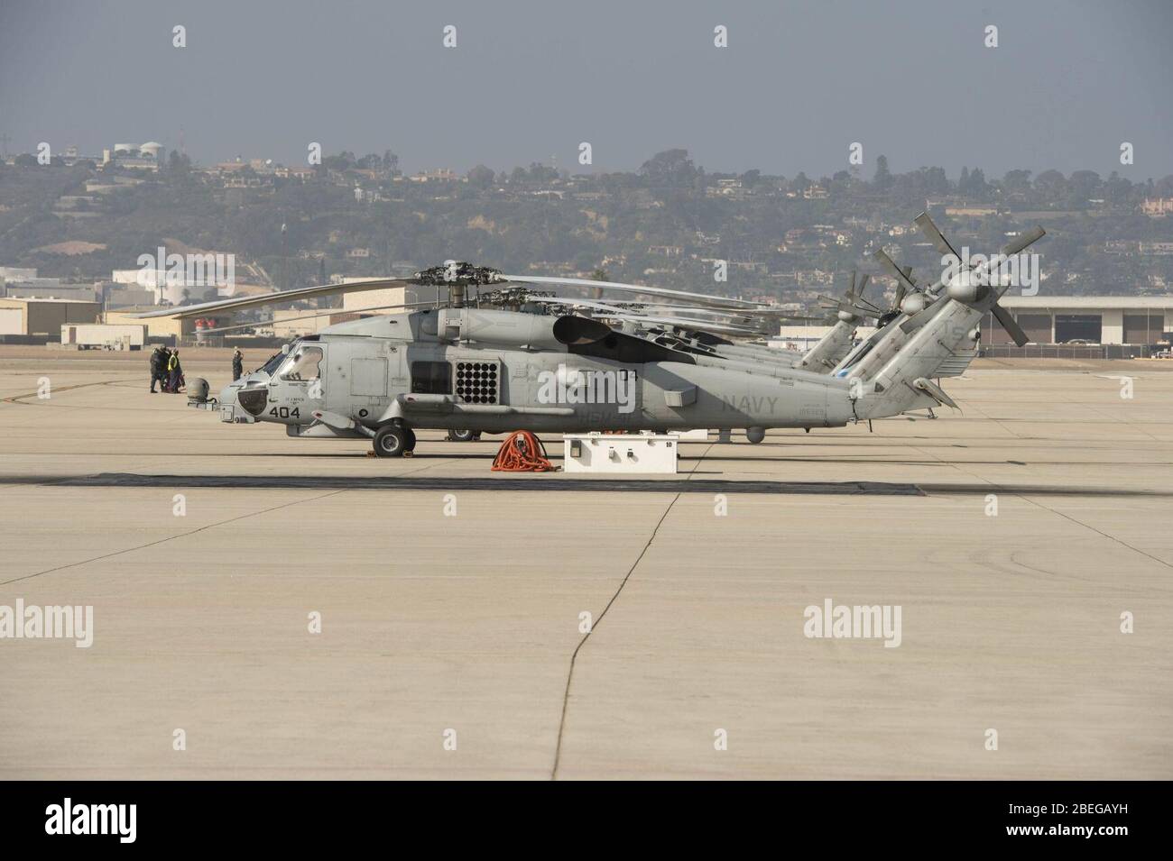 Helo maintenance hi-res stock photography and images - Alamy