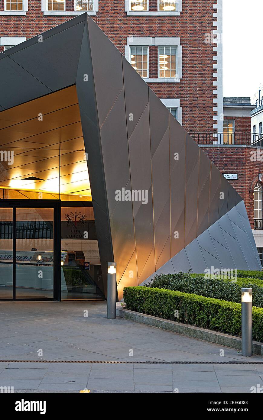 Carter lane london britain hi-res stock photography and images - Alamy