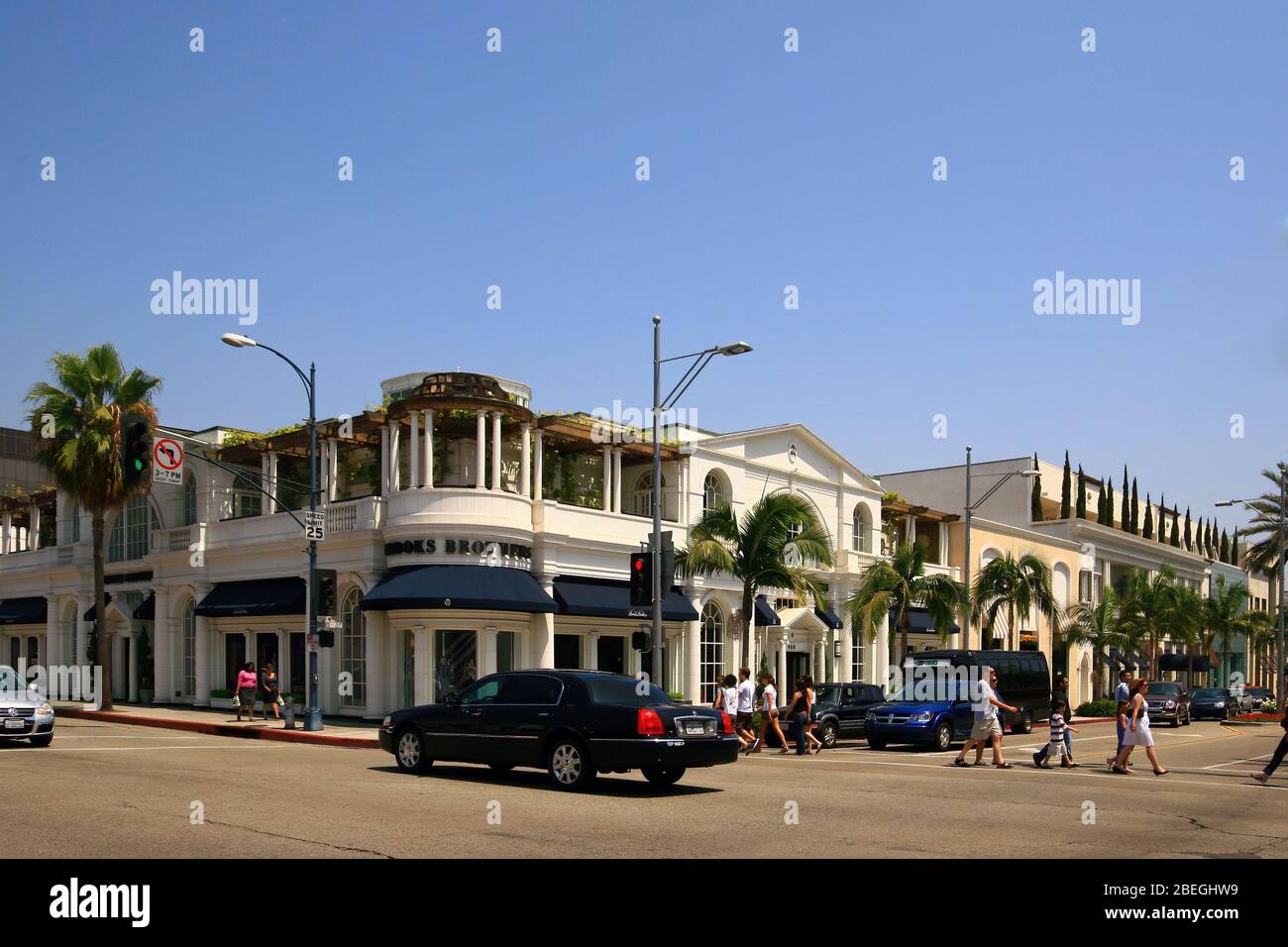 Beverly hills street view hollywood hi-res stock photography and images ...