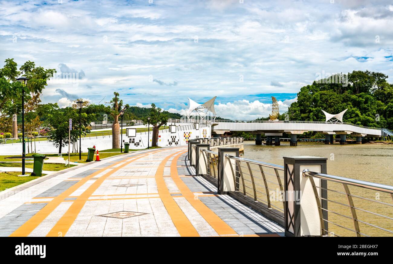 Embankment of the Kedayan River in Bandar Seri Begawan, Brunei Stock ...