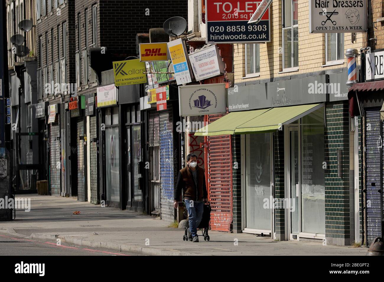 New cross road hi-res stock photography and images - Alamy