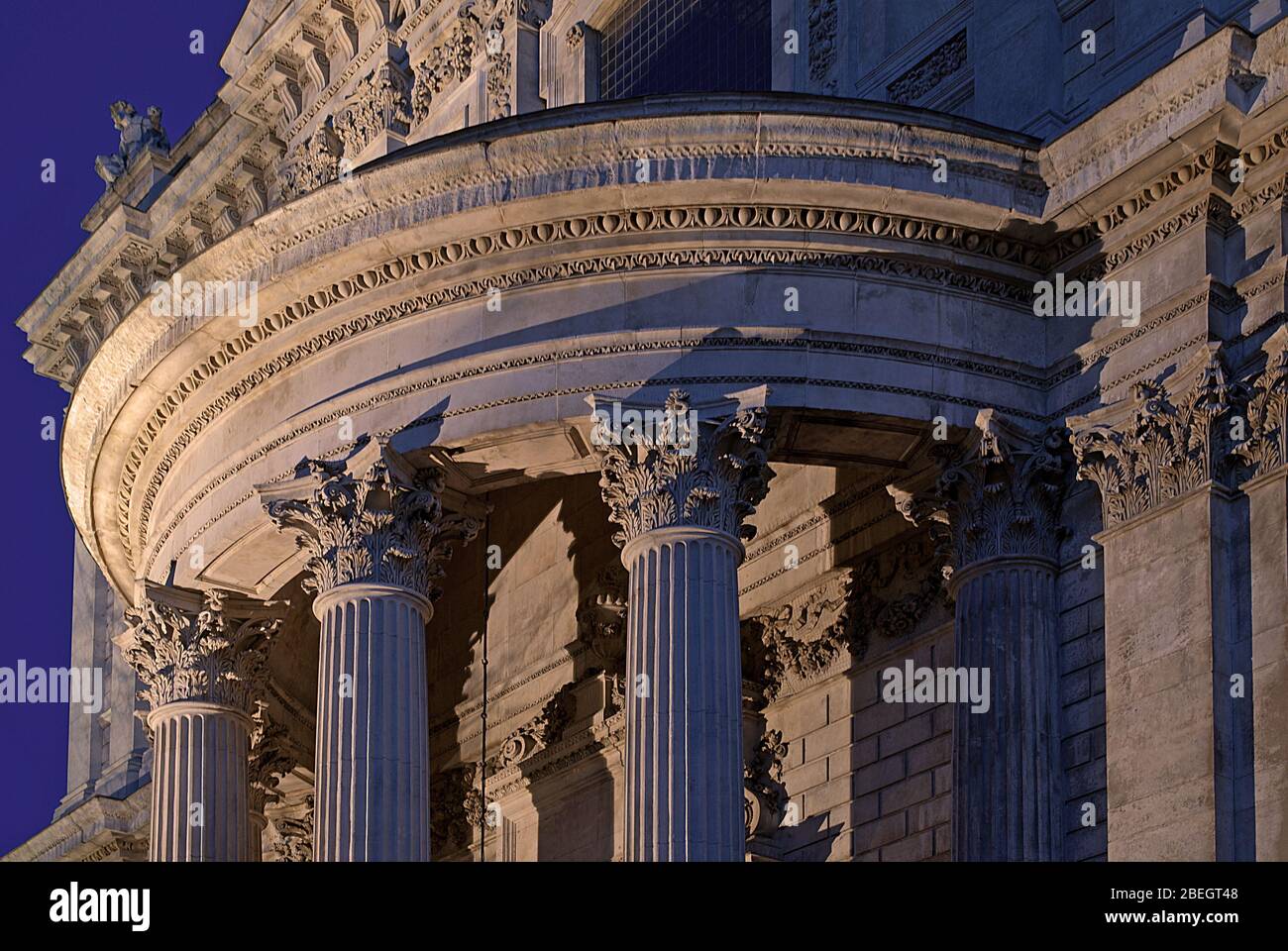 Corinthian column st pauls cathedral hi-res stock photography and ...