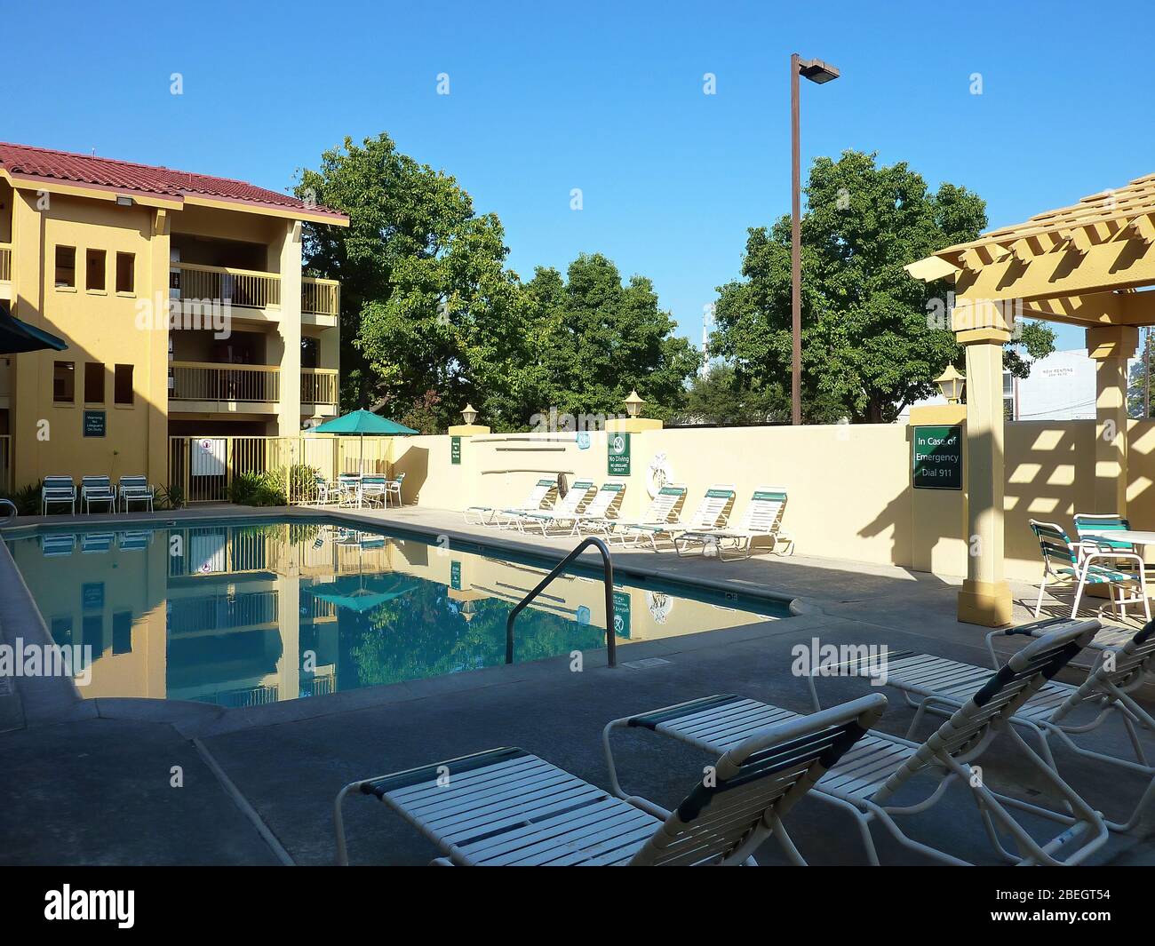 La quinta hotel exterior hi-res stock photography and images - Alamy