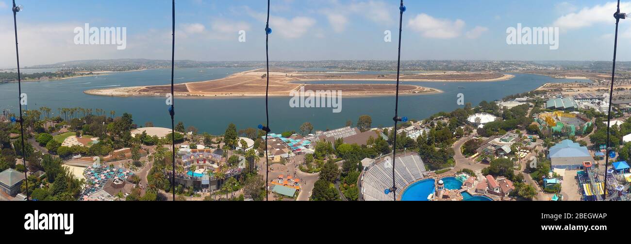 Seaworld skytower hi-res stock photography and images - Alamy