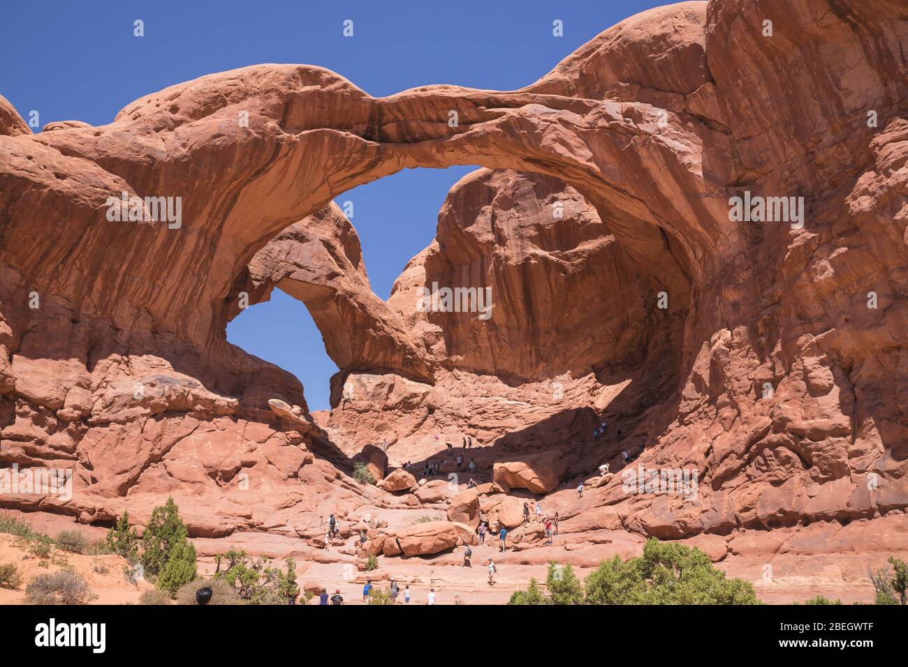 Double arch people hi-res stock photography and images - Alamy