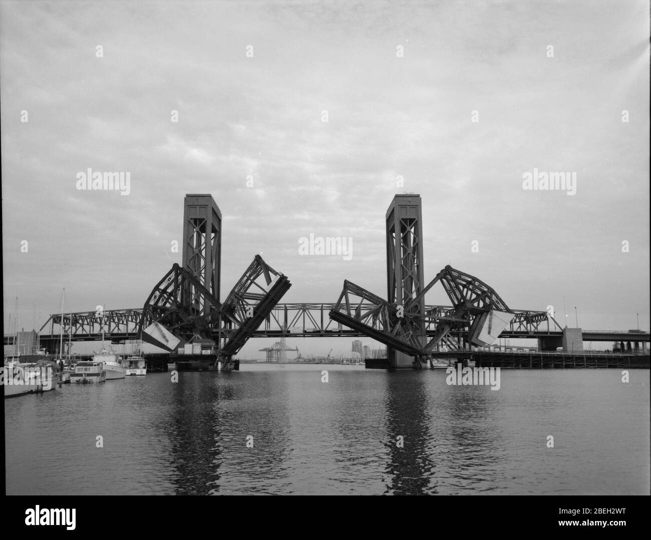 Henry ford bridge hi-res stock photography and images - Alamy