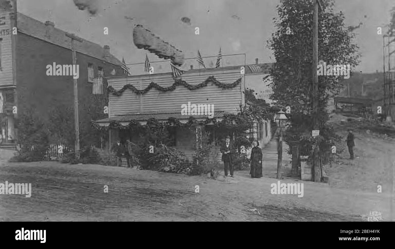 Sarah b Black and White Stock Photos & Images - Alamy