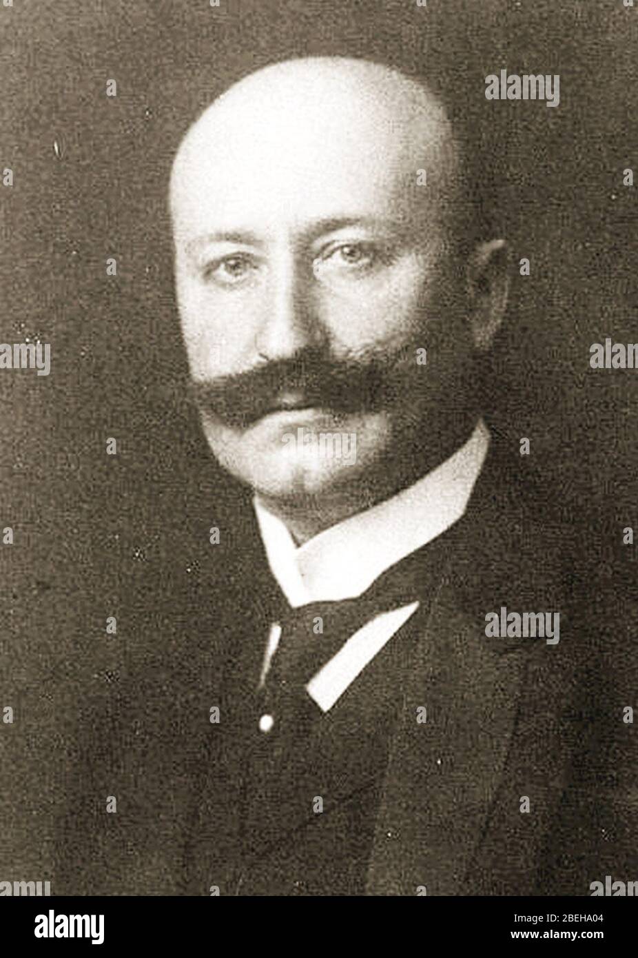 Halban hi-res stock photography and images - Alamy