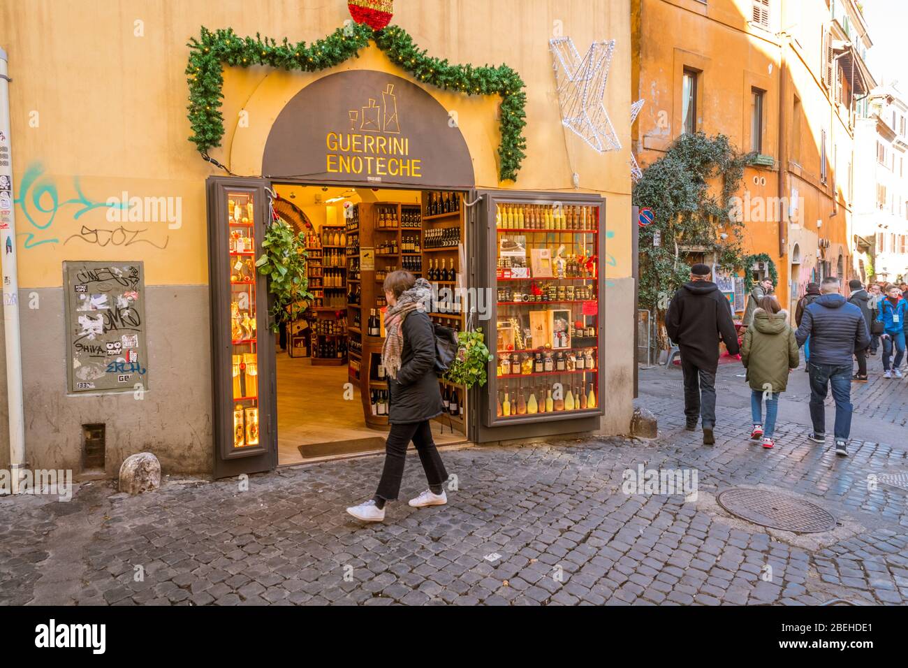 Rome street view before COVID-19 pandemic Stock Photo - Alamy