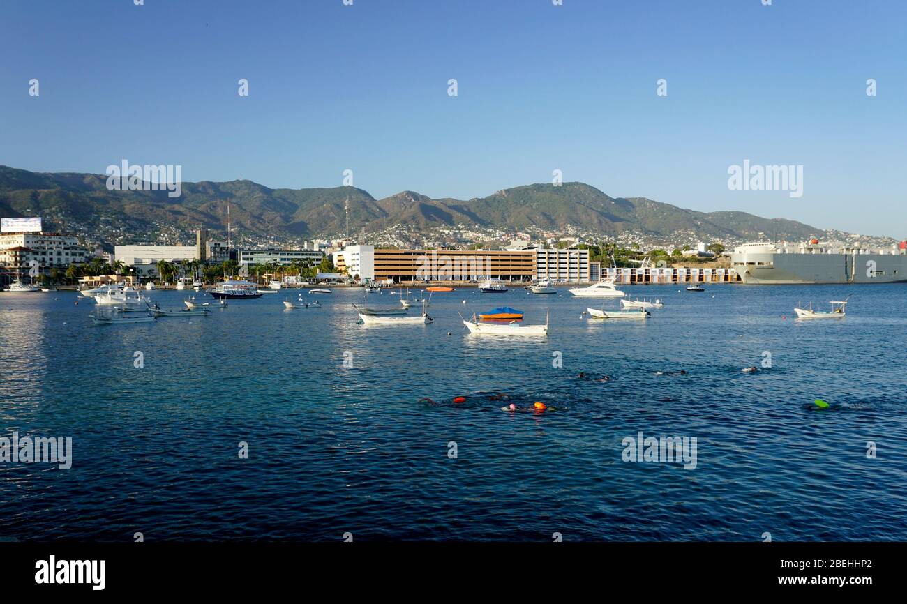 Acapulco Port High Resolution Stock Photography and Images - Alamy