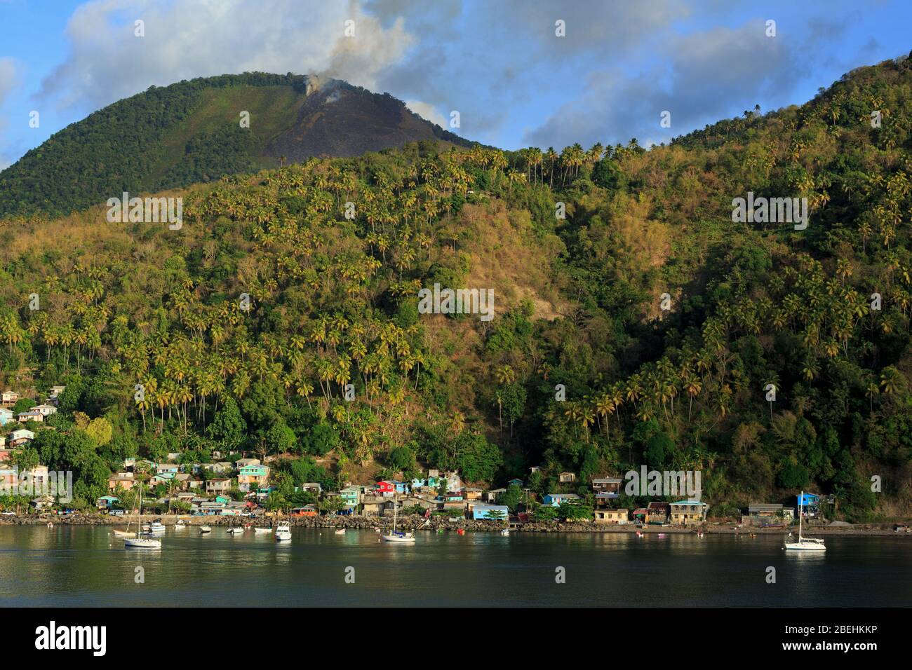 St lucia volcano hi-res stock photography and images - Alamy