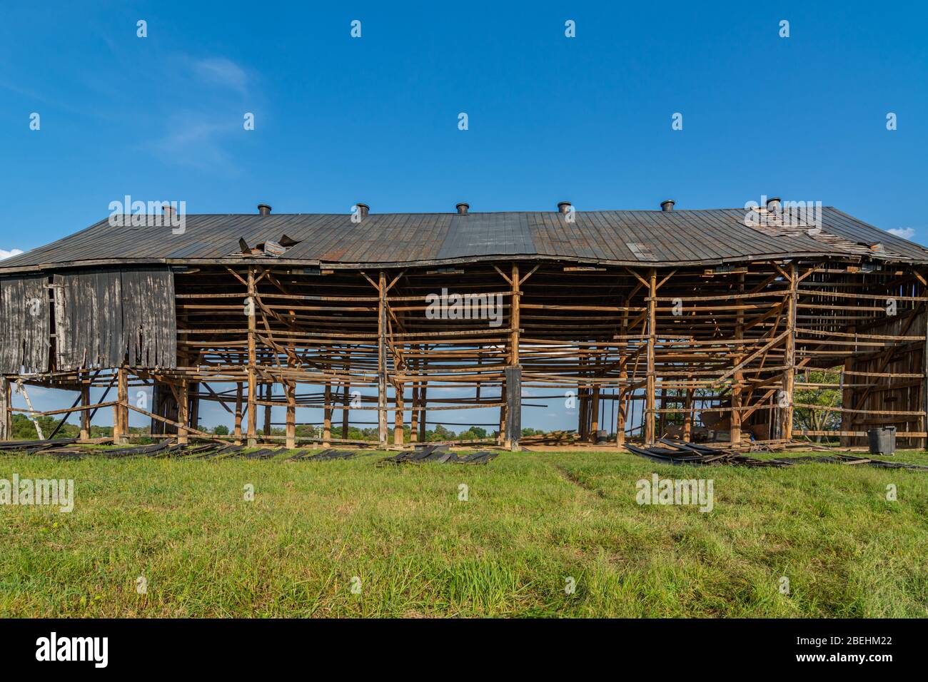 Tobacco drying barn hi-res stock photography and images - Alamy