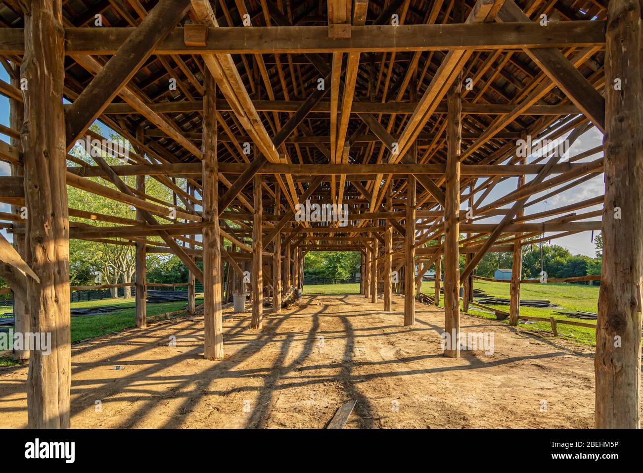 Views of a Kentucky tobacco drying barn in the process of being ...