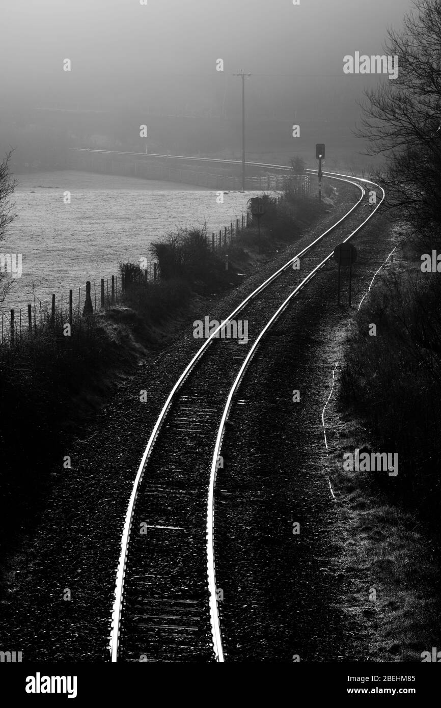 Line winding hi-res stock photography and images - Alamy