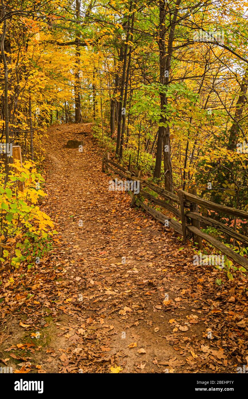 Hamilton mountain trail hi-res stock photography and images - Alamy