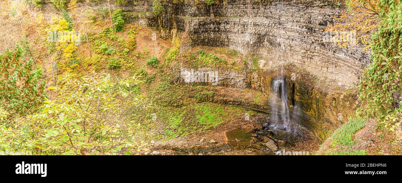 Dundas Valley Niagara Escarpment Hamilton Ontario Canada in autumn ...