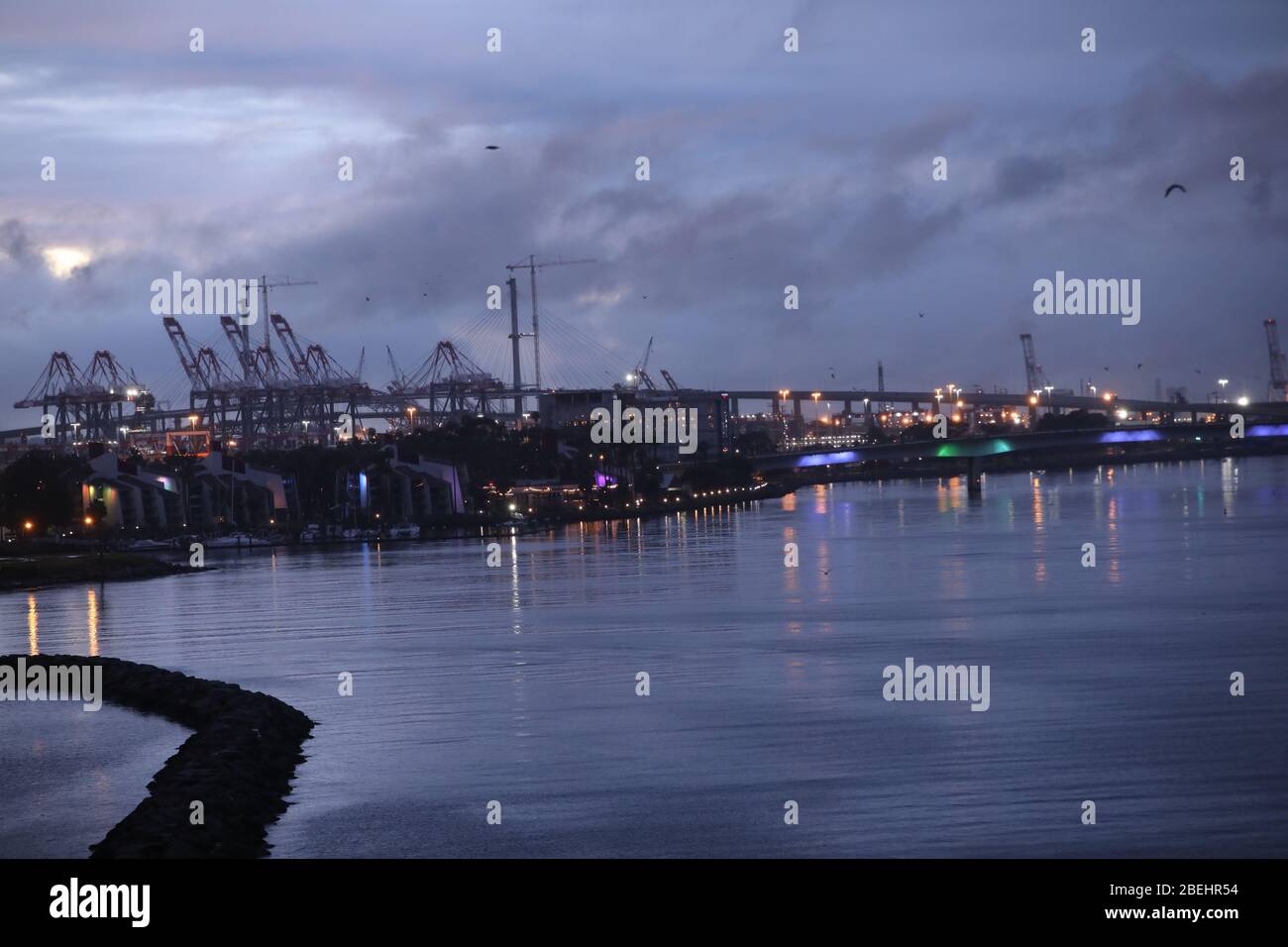 Los Angeles downtown buildings at night during the Coronavirus lockdown ...