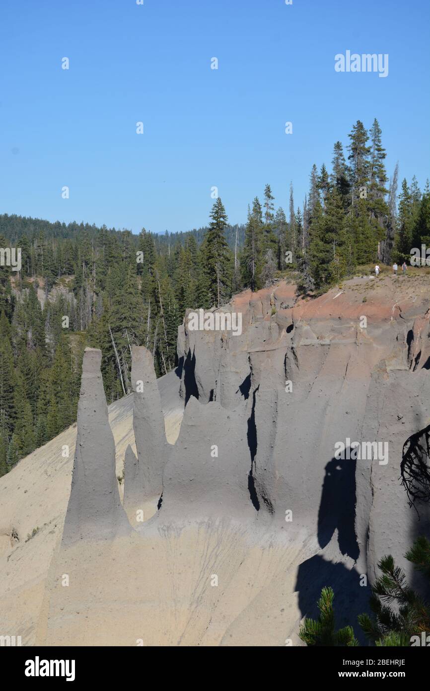 Pinnacles crater lake national park hi-res stock photography and images ...